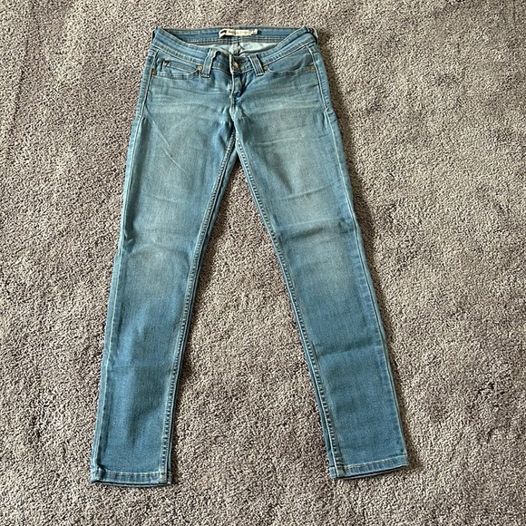 Levi's | Pants & Jumpsuits | Levis Low Rise Skinny Jean | Poshmark